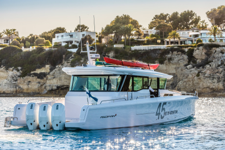 Axopar 45 XC Cross Cabin » Axopar Boats