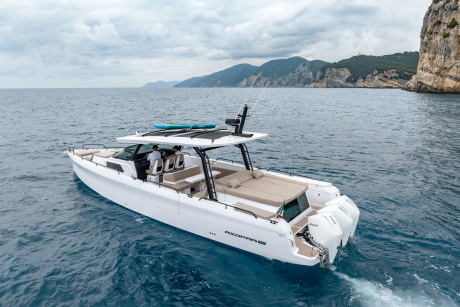 Axopar 45 Sun-Top » Axopar Boats