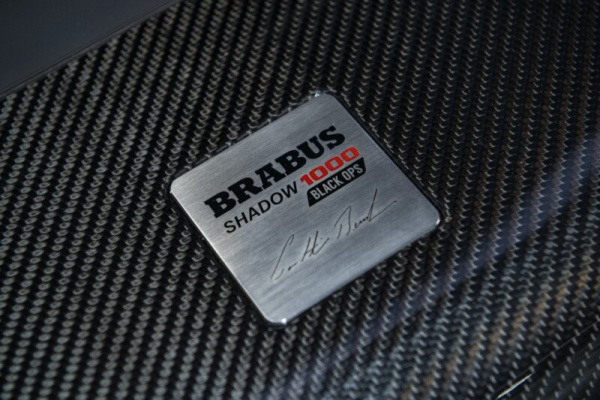 Press releases - THE NEXT LEVEL OF LUXURY SUPERBOATS: THE BRABUS SHADOW ...