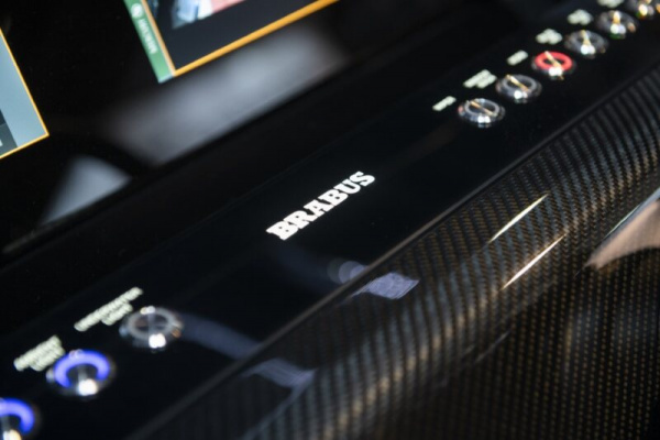 Press releases - THE NEXT LEVEL OF LUXURY SUPERBOATS: THE BRABUS SHADOW ...