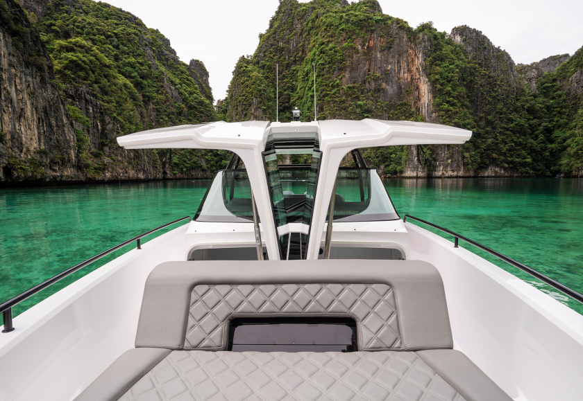 Axopar 37 Sun-Top » Axopar Boats