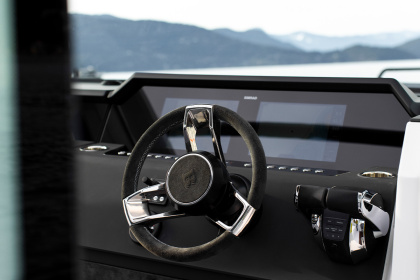 Axopar 37 XC Cross Cabin » Axopar Boats