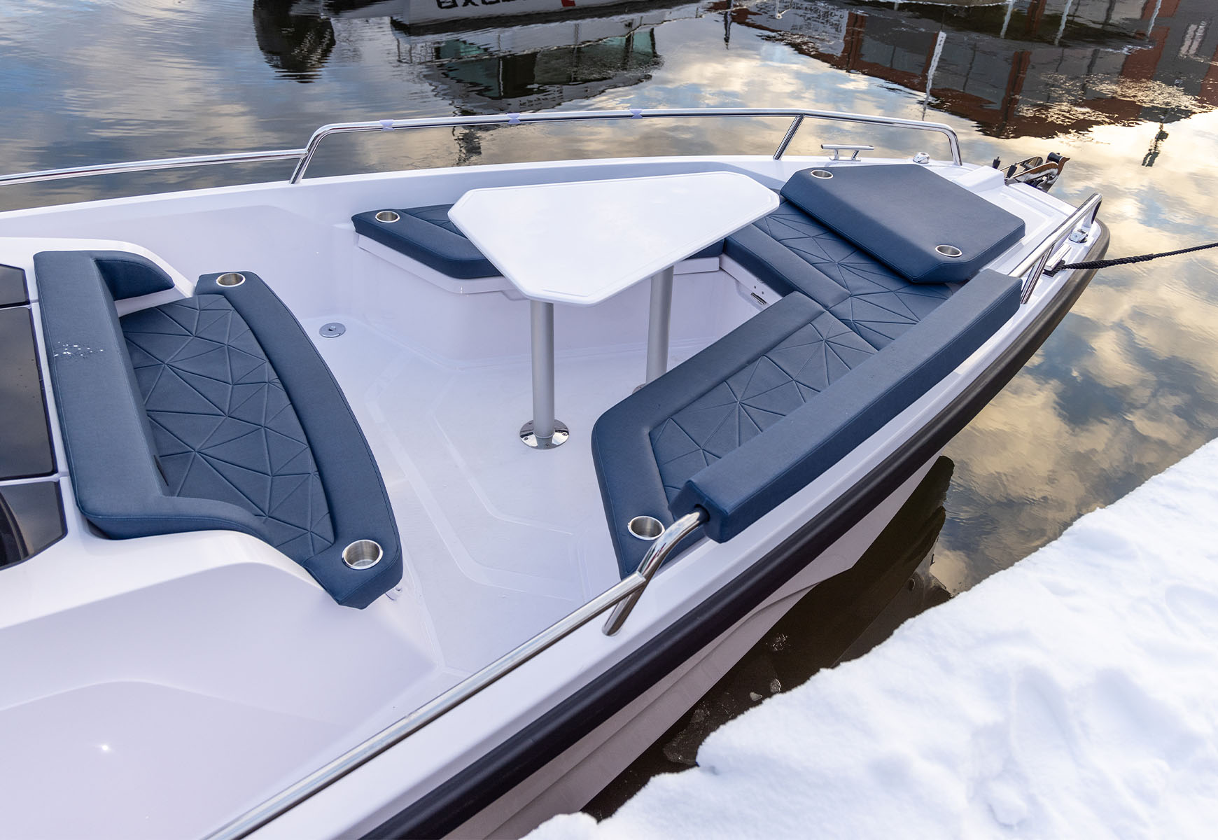 Axopar 29 XC Cross Cabin » Axopar Boats