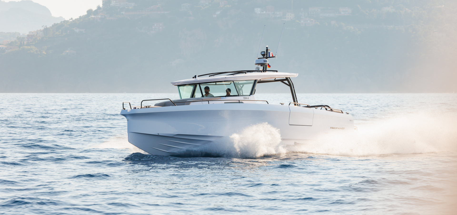 Axopar 45 Cross Top » Axopar Boats