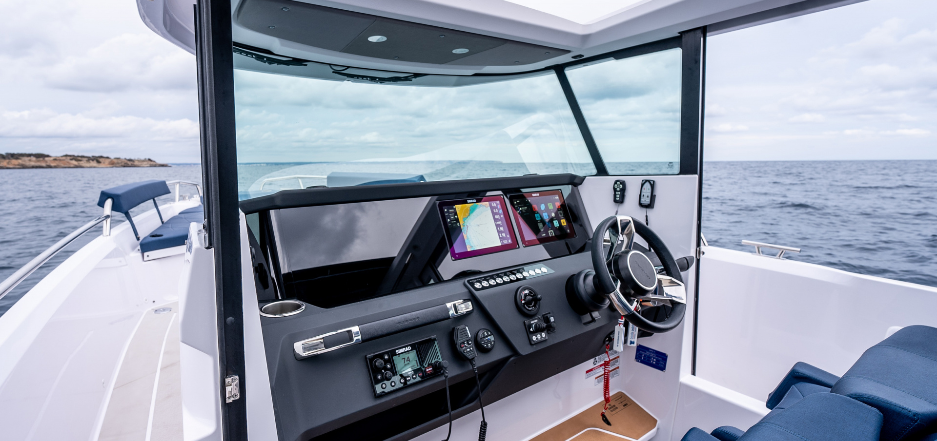 Axopar 29 XC Cross Cabin » Axopar Boats